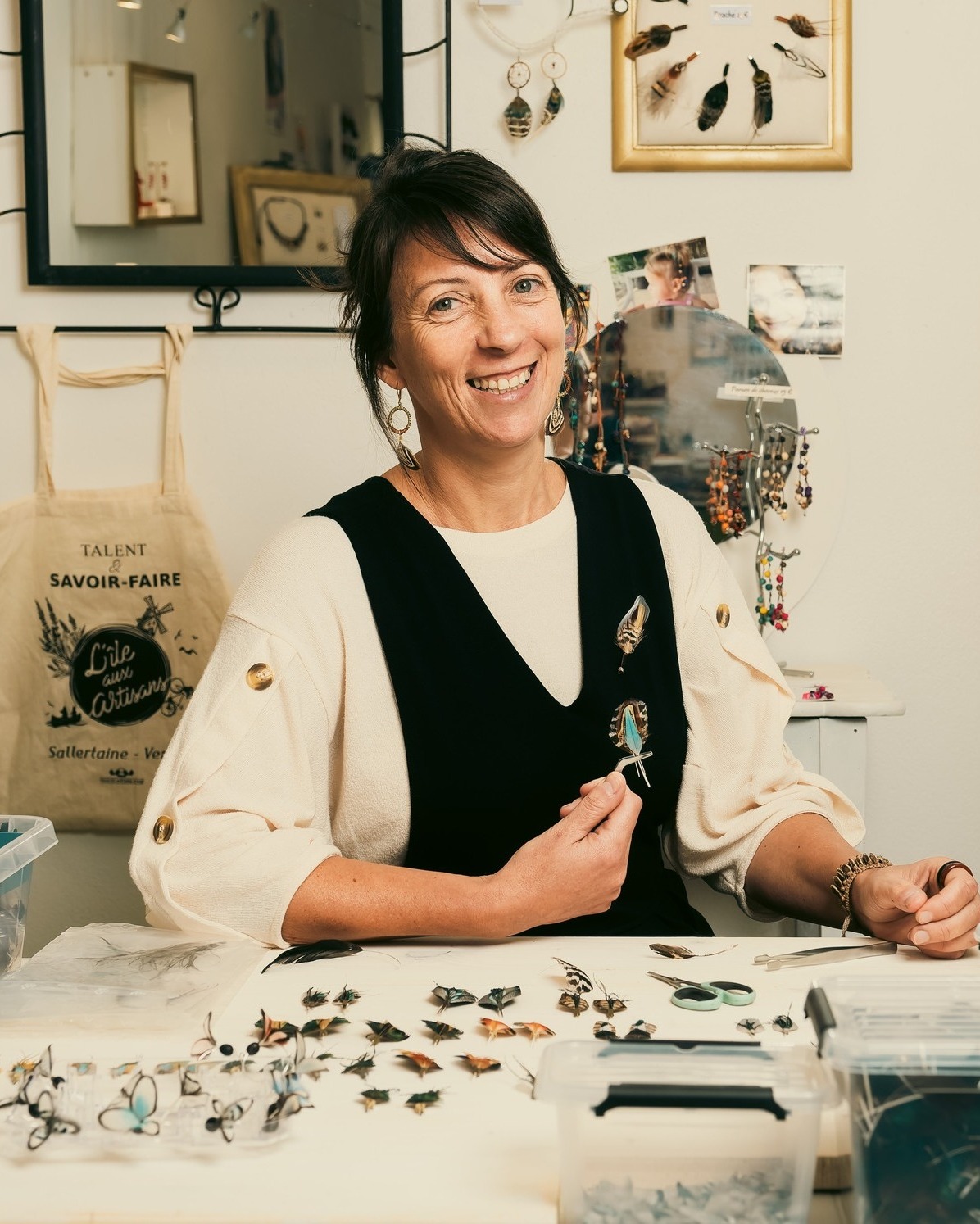 A Sallertaine, elle crée des bijoux 100% naturels - Ile aux Artisans - Sallertaine, ville et ...